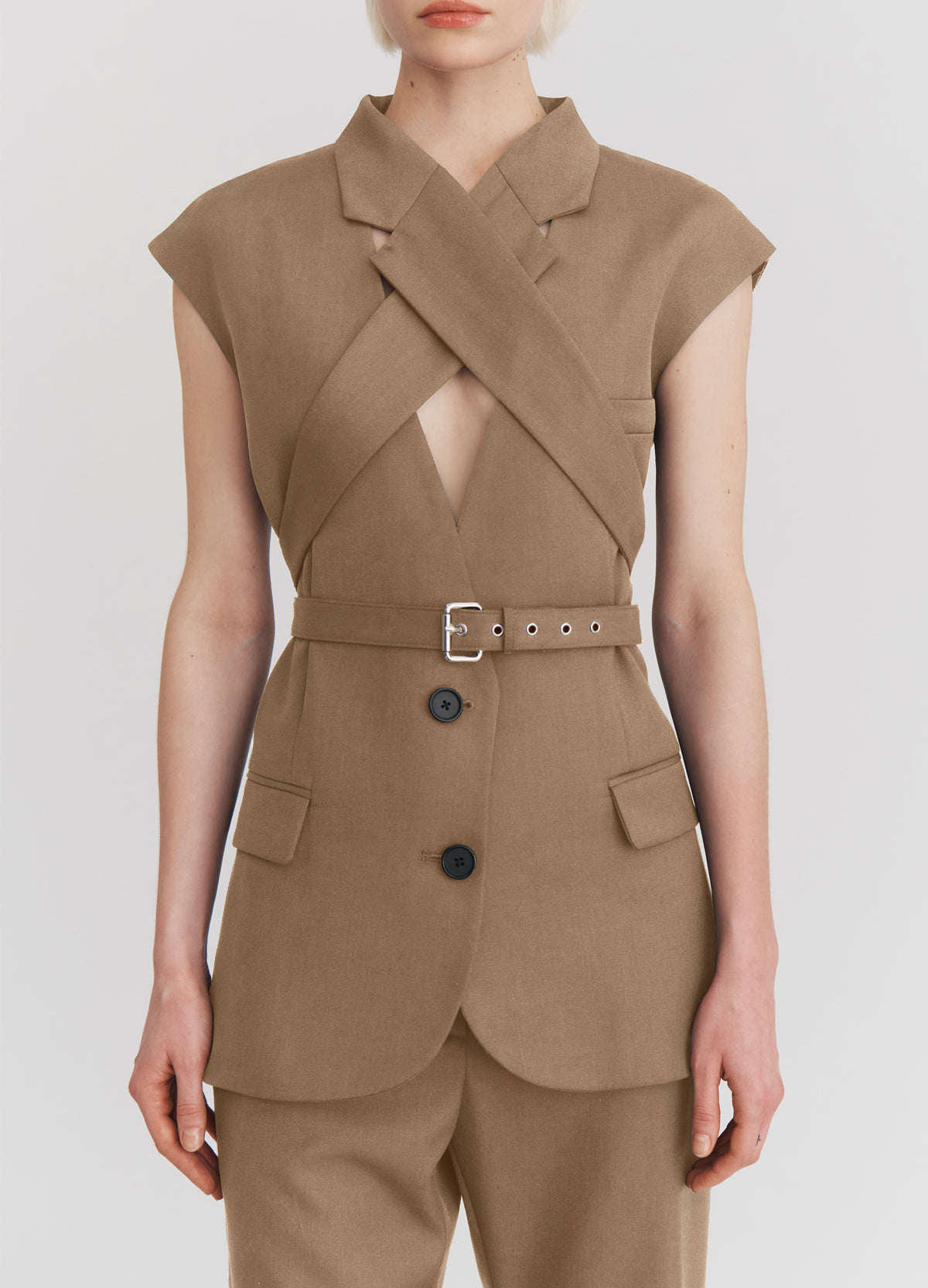 Sleeveless Criss Cross Jacket in Beige – MONSE